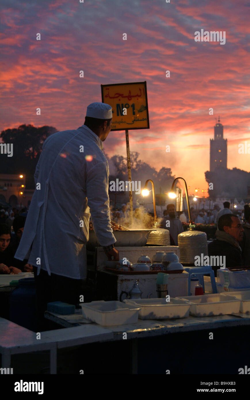 Sunset over food market Stock Photo - Alamy