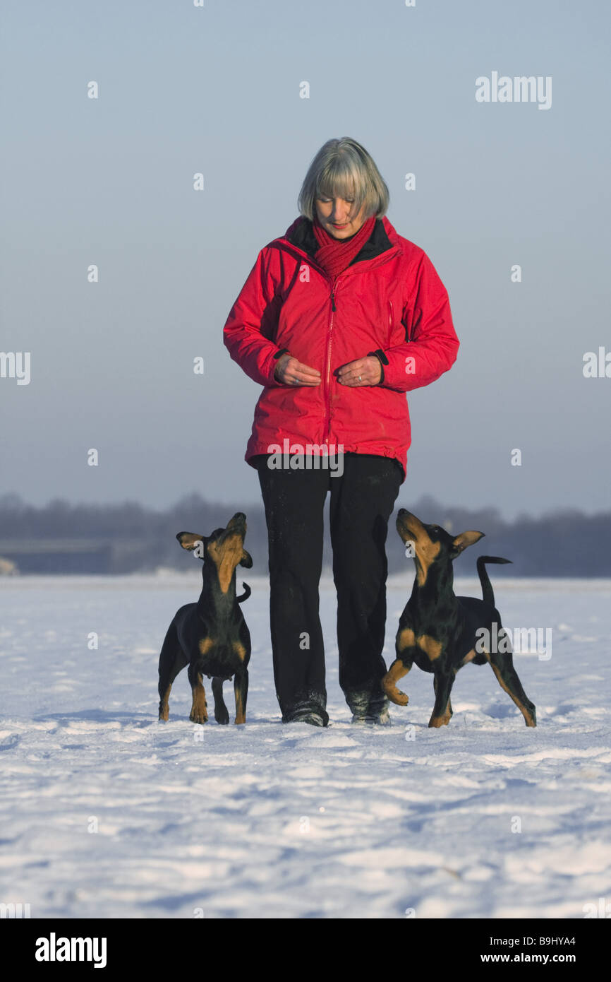 German dancing hi-res stock photography and images - Alamy