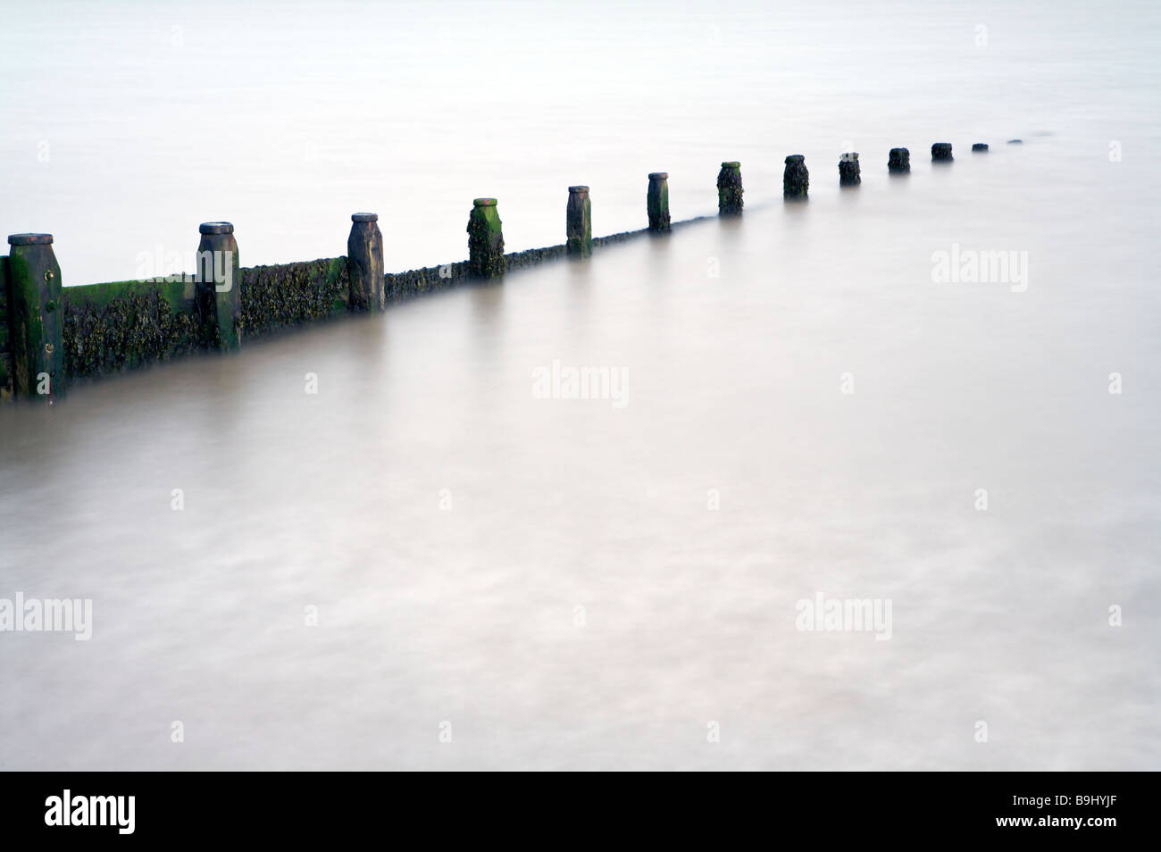 Groynes hi-res stock photography and images - Alamy