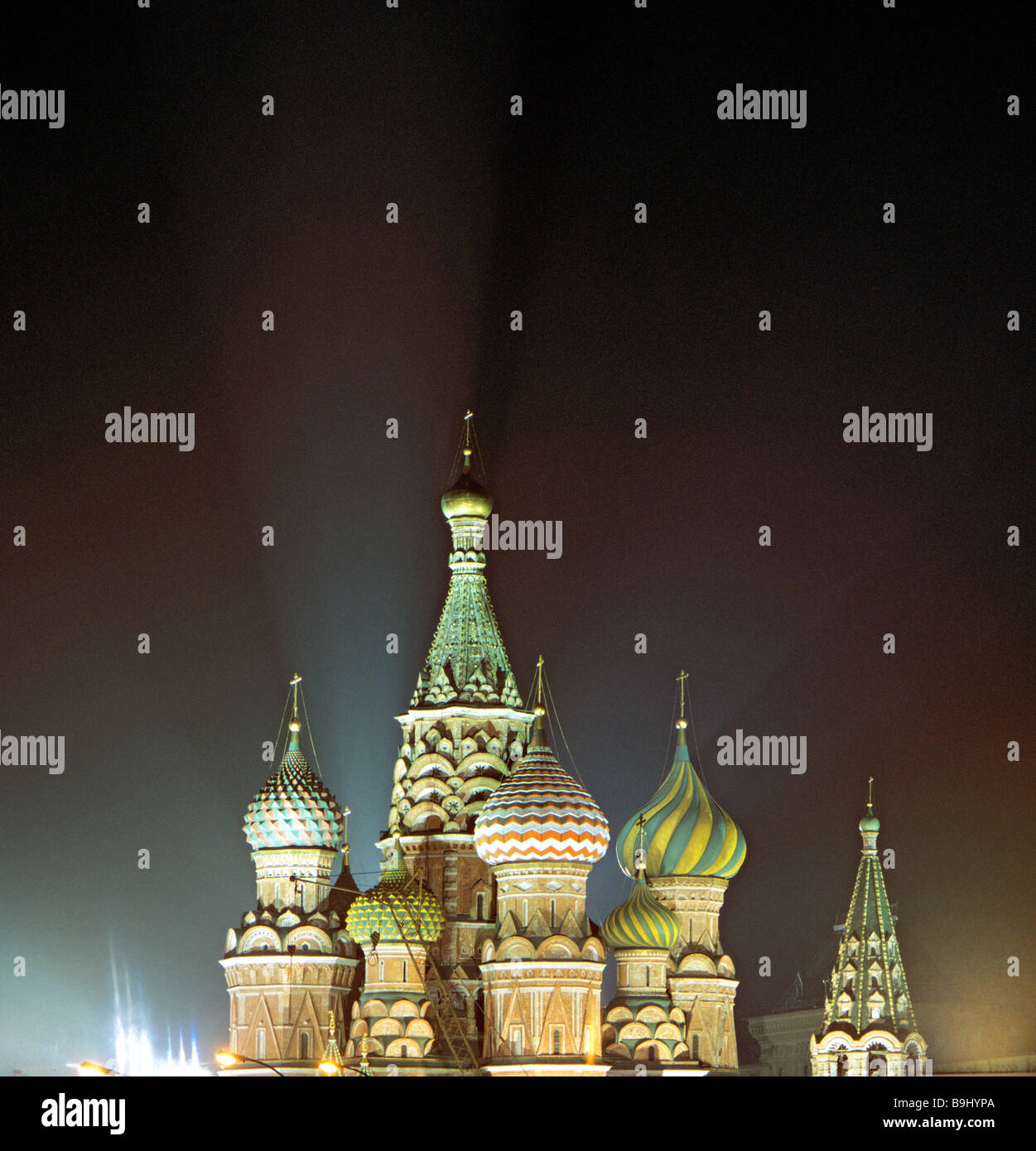 Moscow at night hi-res stock photography and images - Alamy