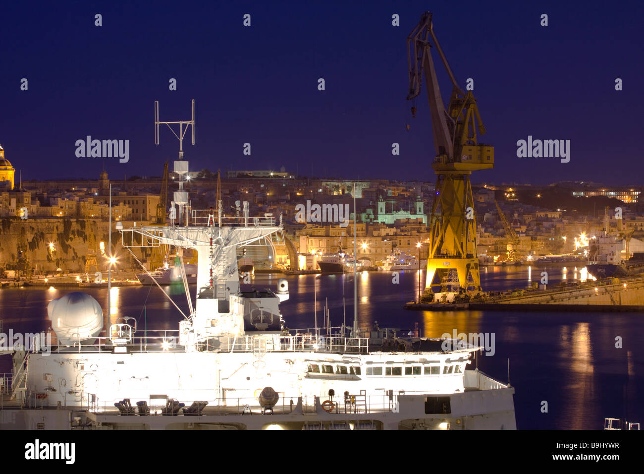 HMS Bulwark Berthed in Grand Harbour Valletta Malta Stock Photo - Alamy