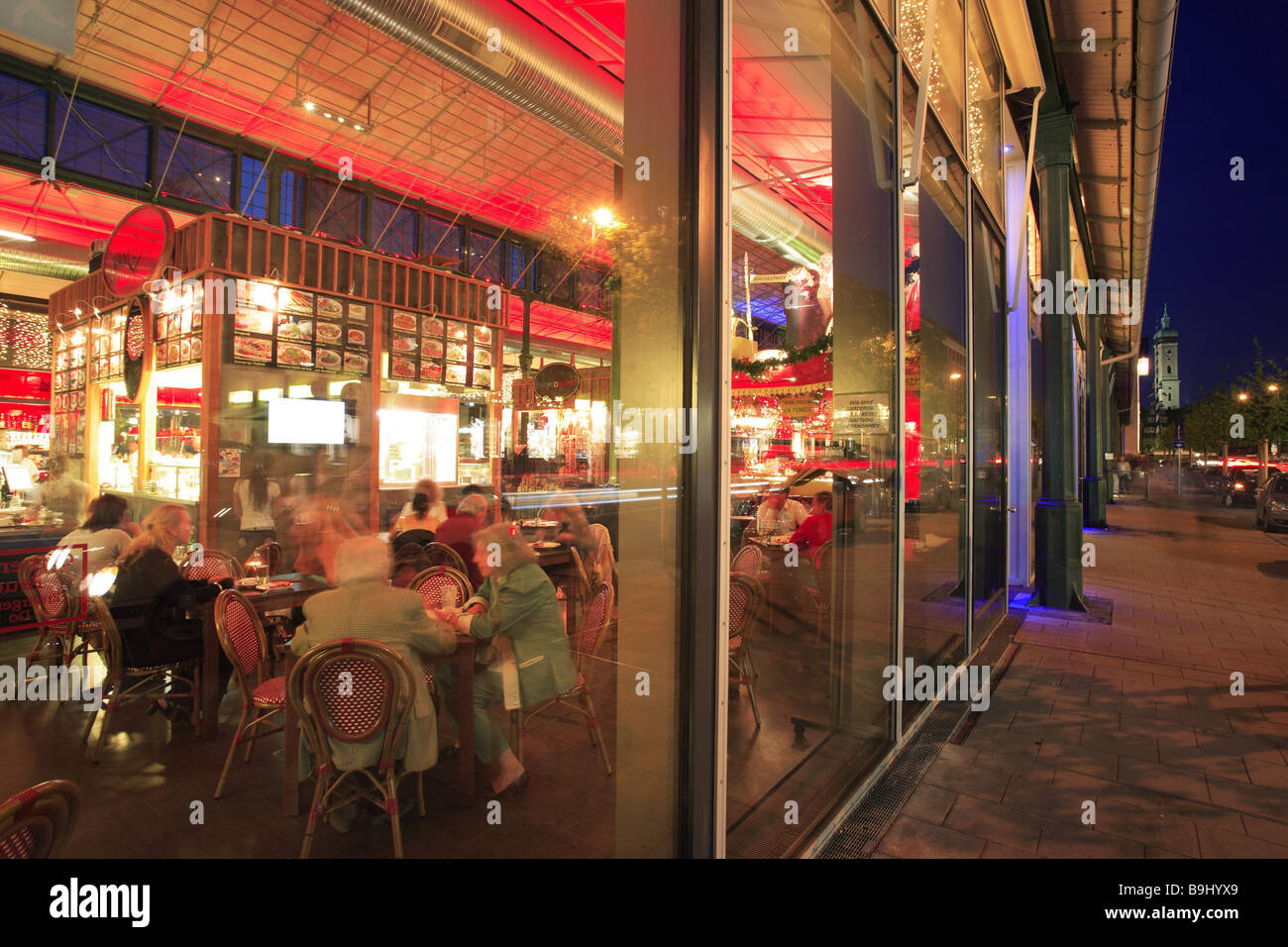 Pub munich hi-res stock photography and images - Alamy