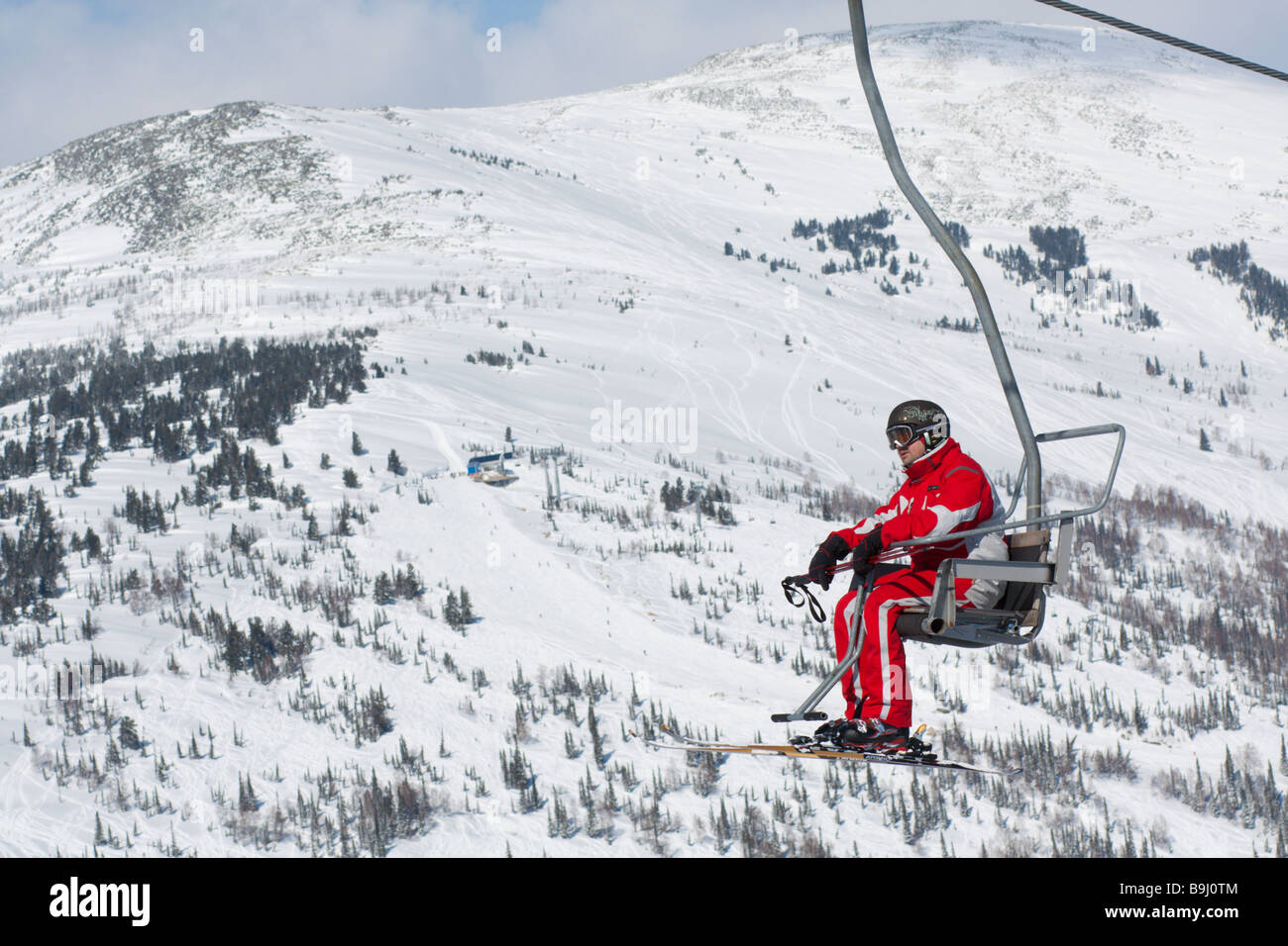 Skier with a ski hi-res stock photography and images - Alamy