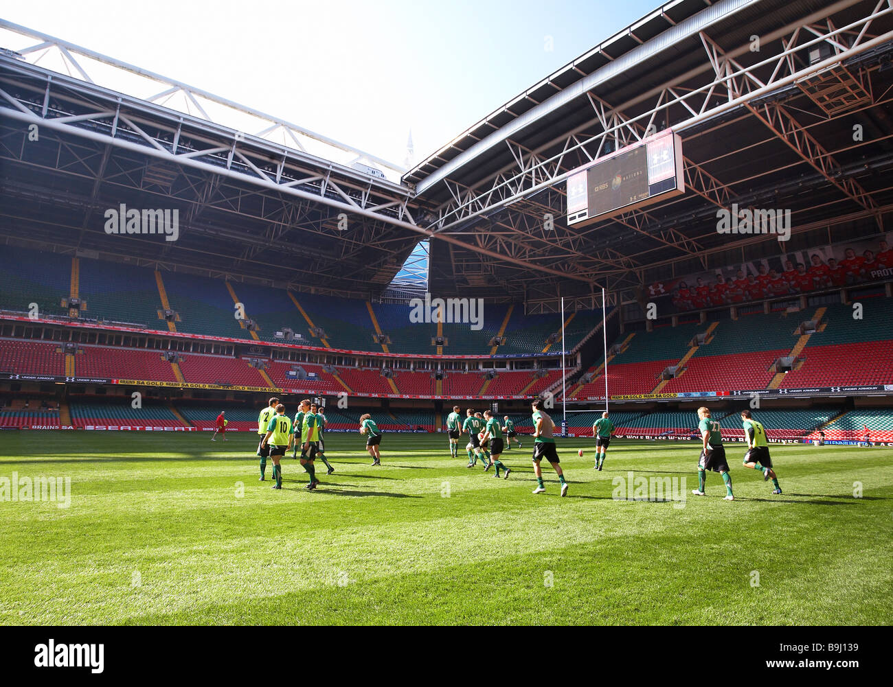 Rugby principality stadium hi-res stock photography and images - Alamy