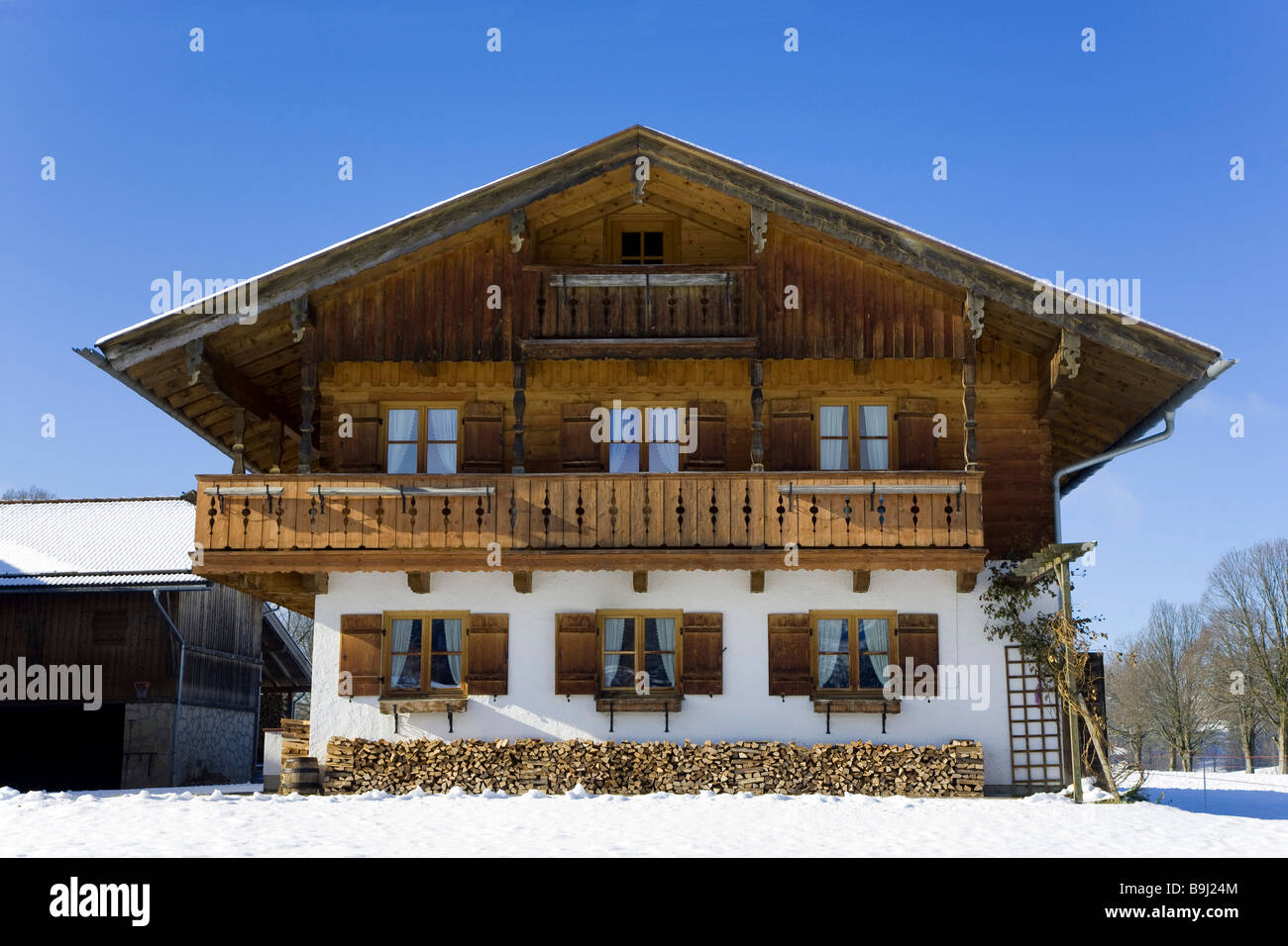 Farmhouses apartment house architecture hi-res stock photography and ...