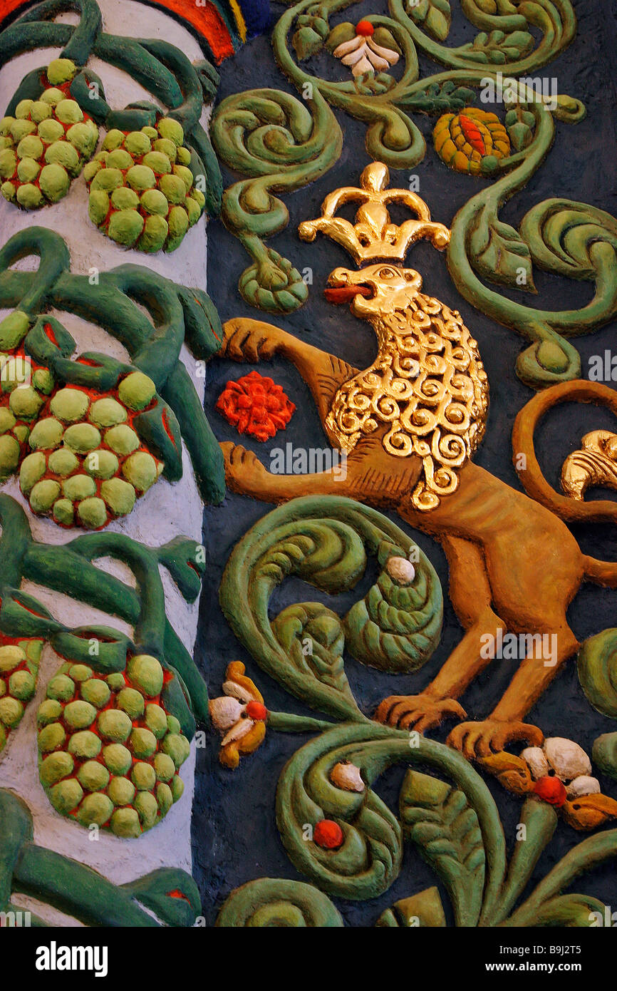 Lion cloth hi-res stock photography and images - Alamy