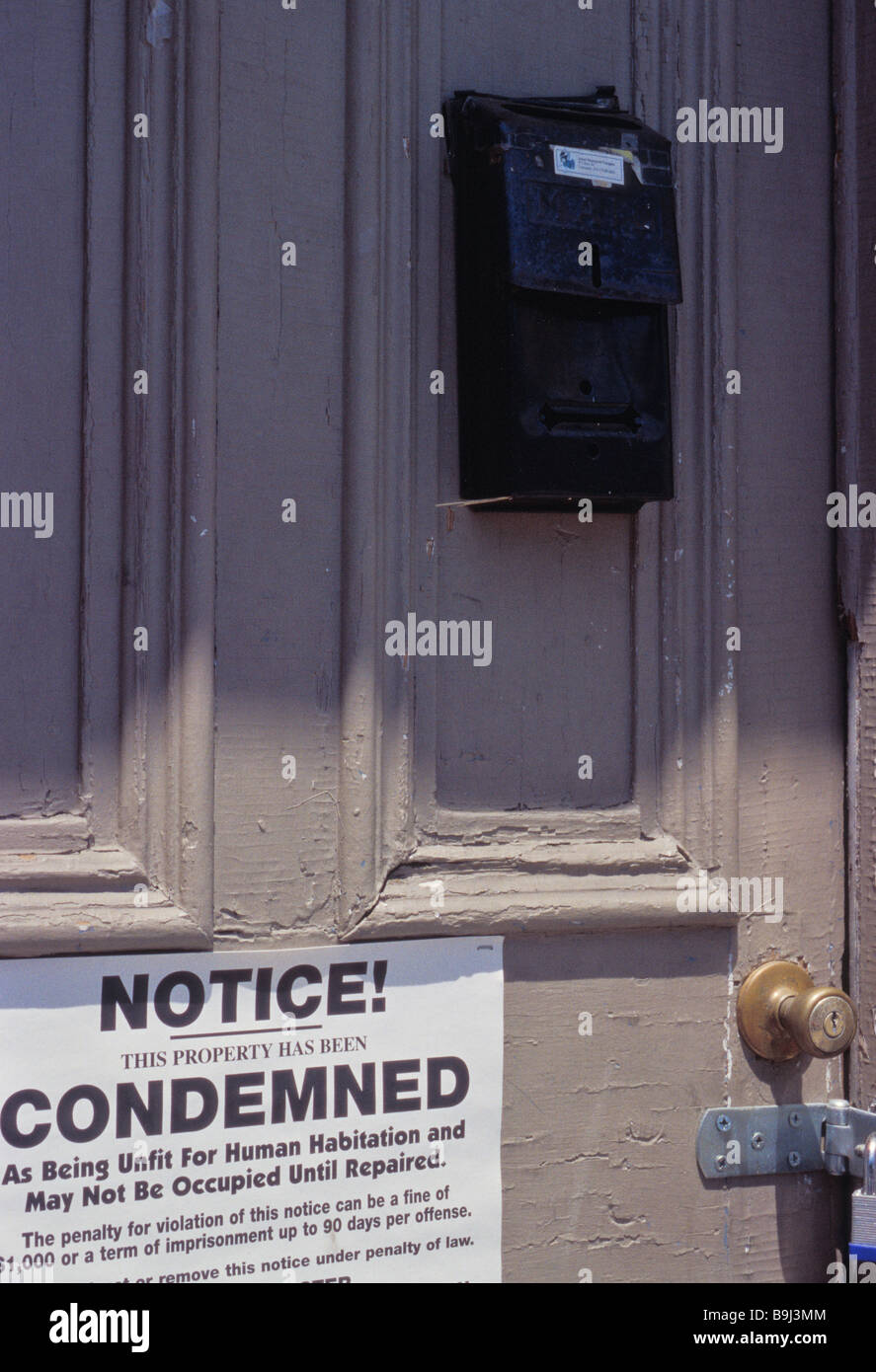 Eviction notice sign hi-res stock photography and images - Alamy