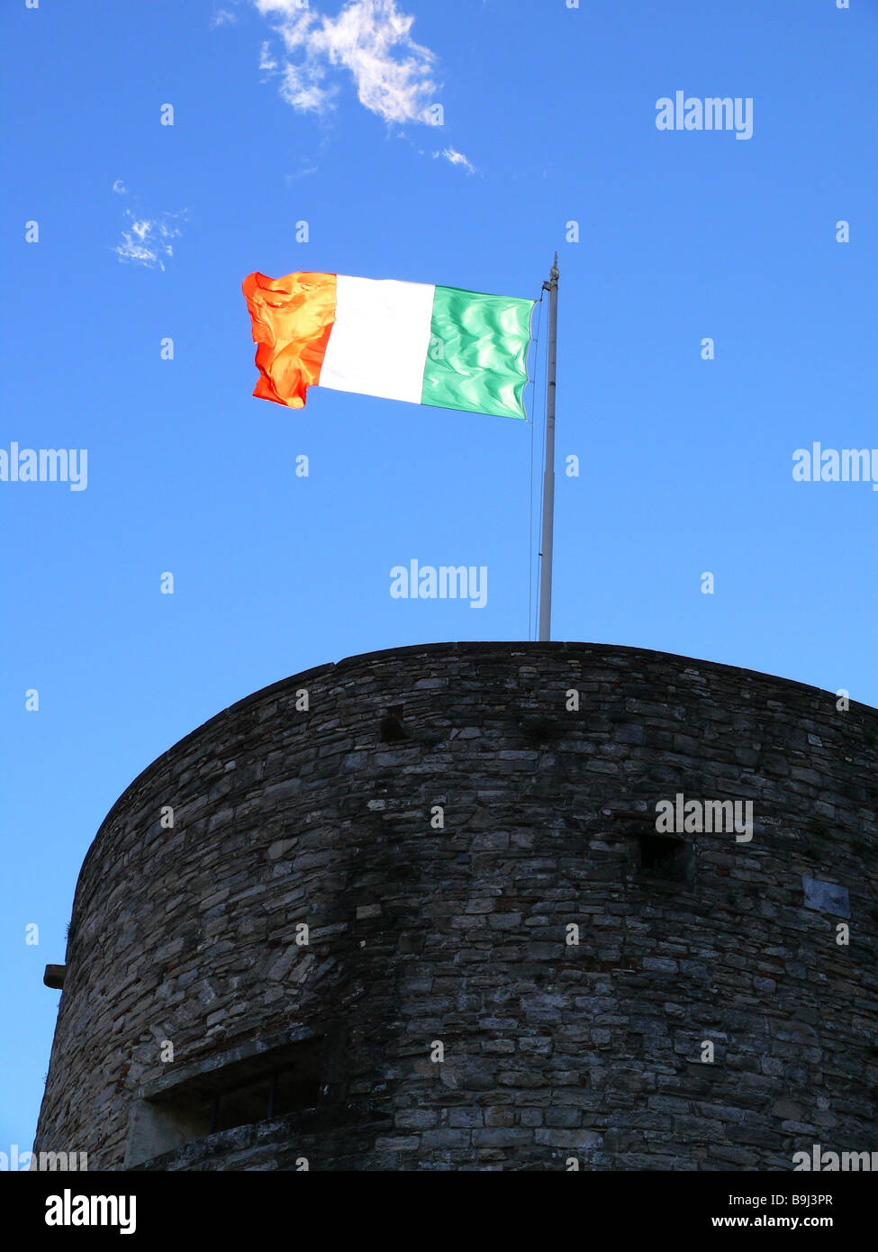 Castle-tower flag Italy back light castle tower belvedere flag ensign ...