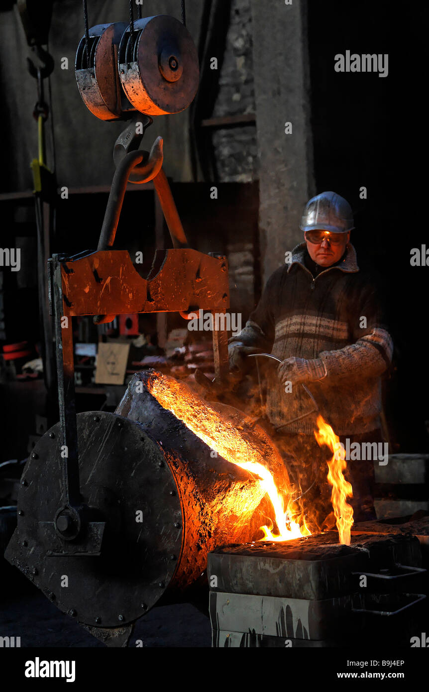 Iron foundries hi-res stock photography and images - Alamy