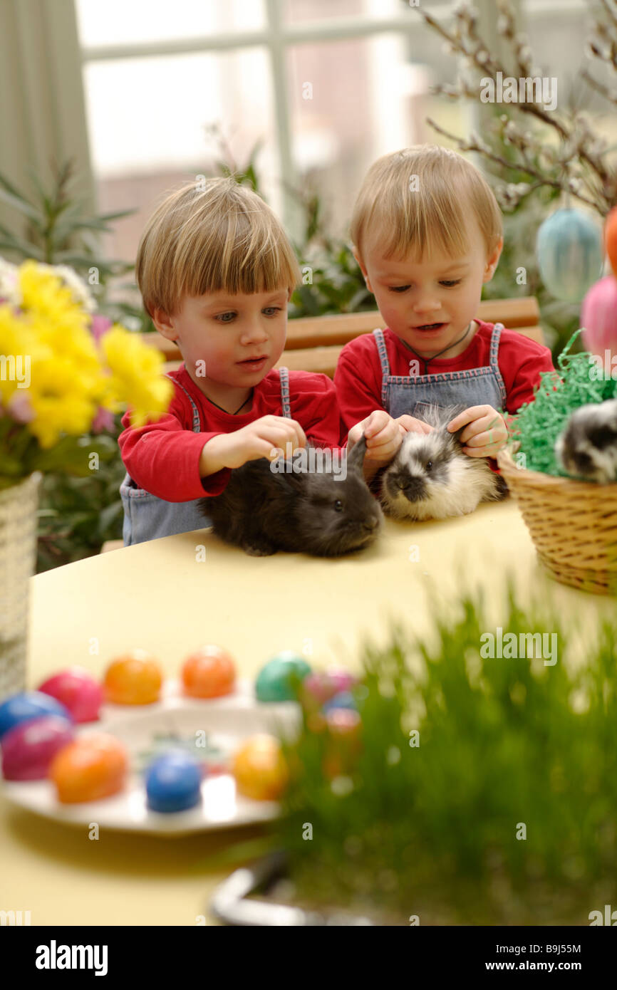 Eier symbol hi-res stock photography and images - Alamy