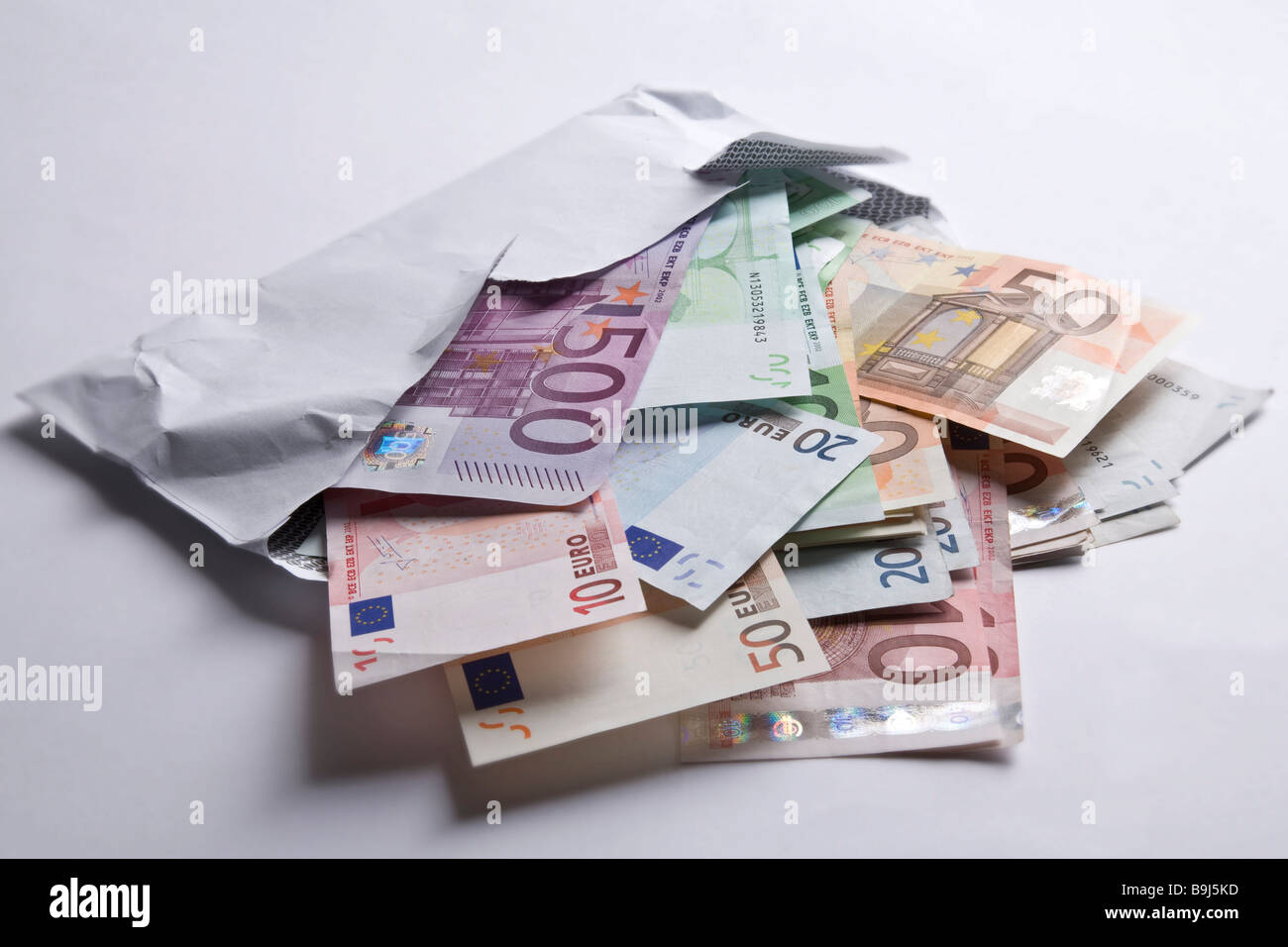 Euro notes in envelope hi-res stock photography and images - Alamy