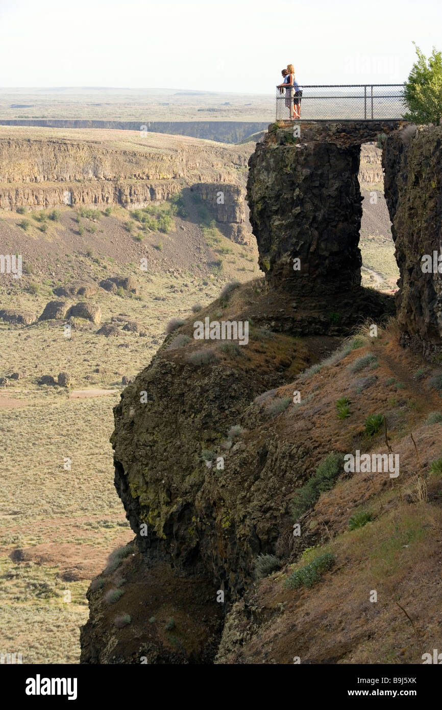 Dry Falls Overlook, Sun Lakes - Dry Falls State Park, Washington Stock ...