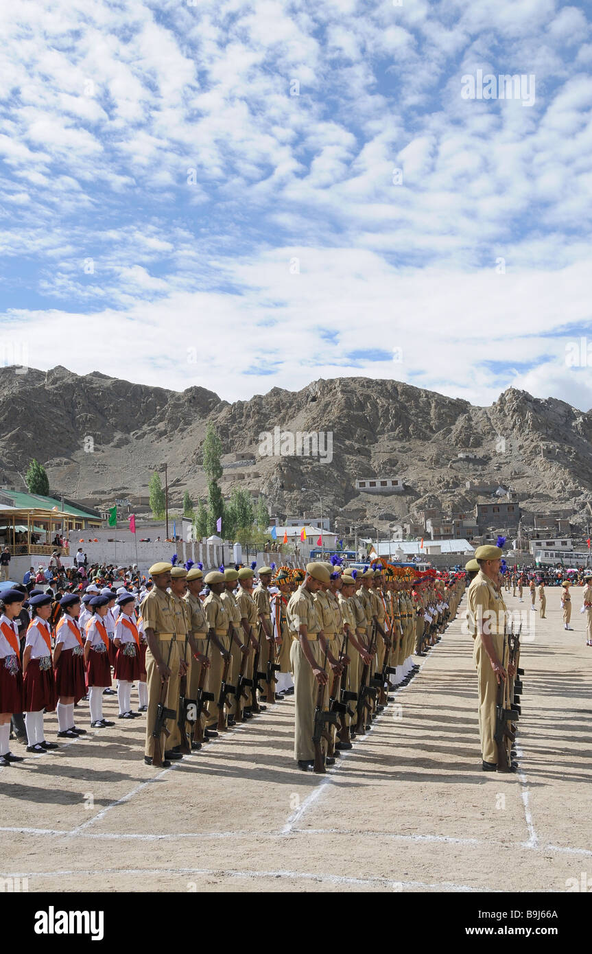 Indian soldiers from the base camp, Kashmir conflict, at a parade on ...