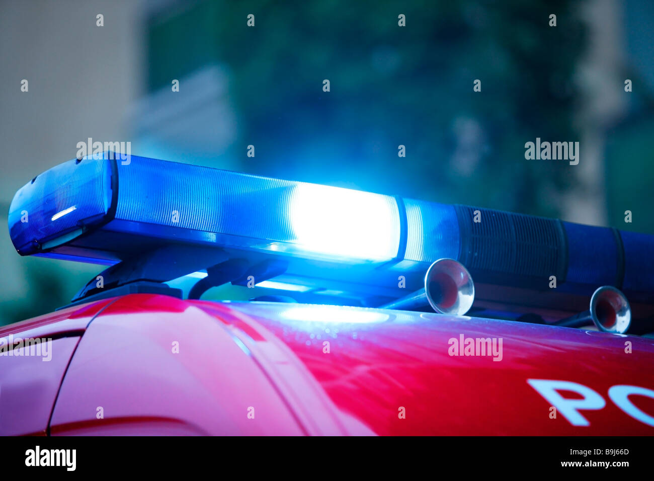 Police car light hi-res stock photography and images - Alamy