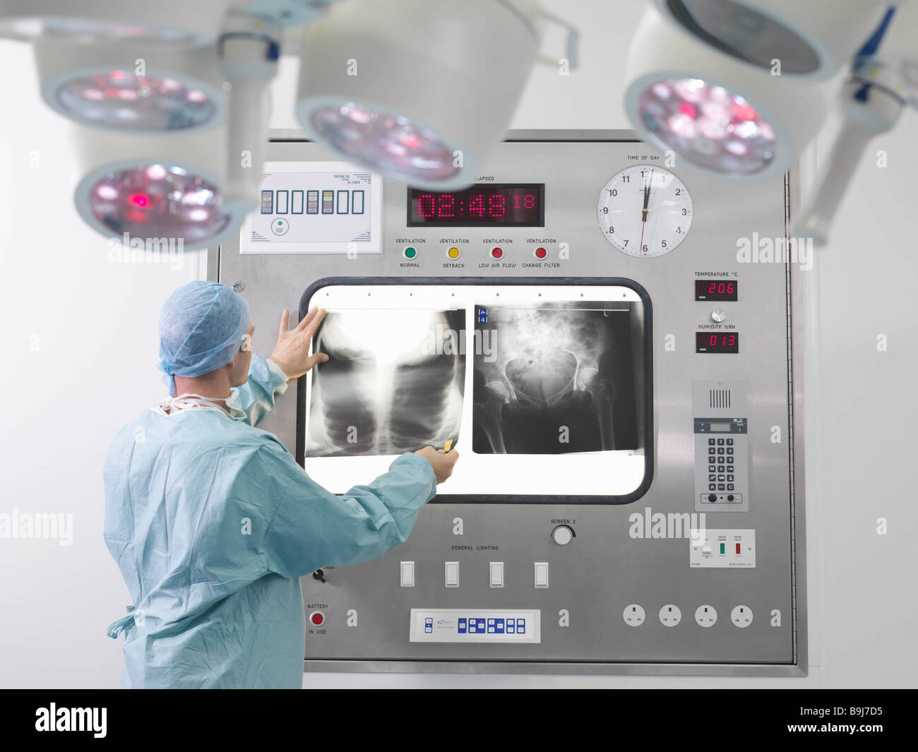Color x ray hi-res stock photography and images - Alamy