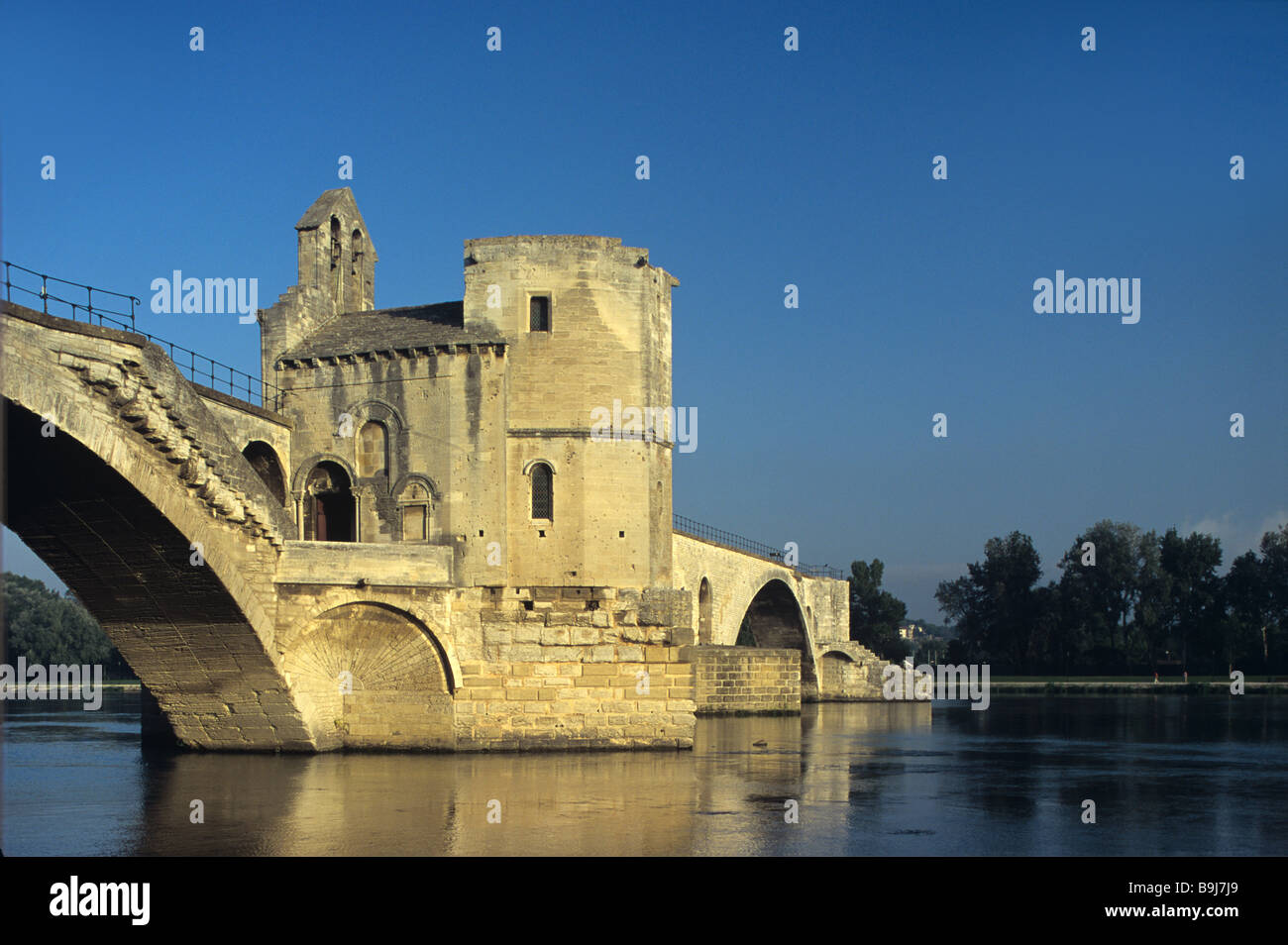 Chapel of Saint Nicholas on the Pont d'Avignon or Saint-Bénézet Bridge ...