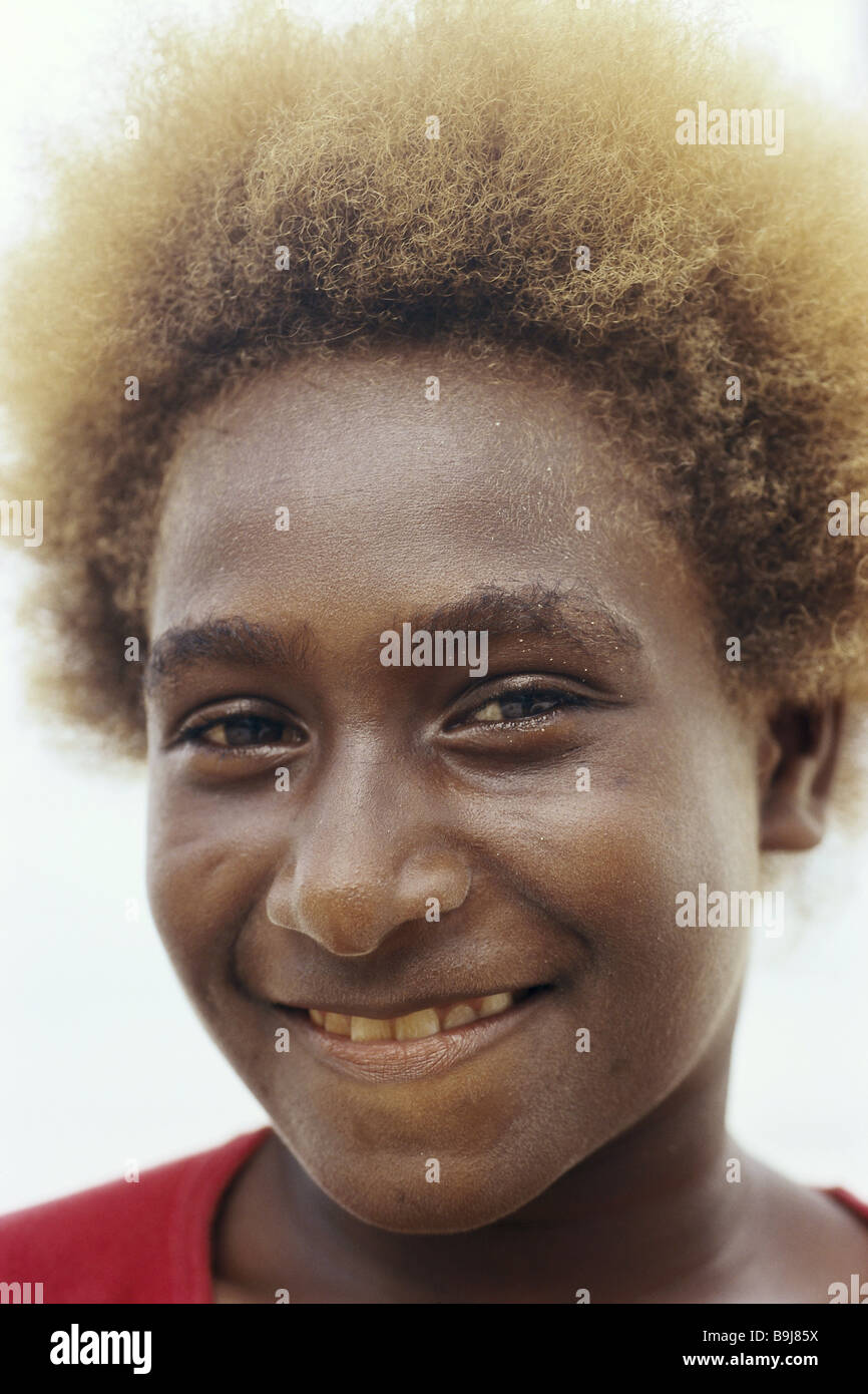 Oceania Melanesien Papua New Guinea island Neuirland woman young dark ...
