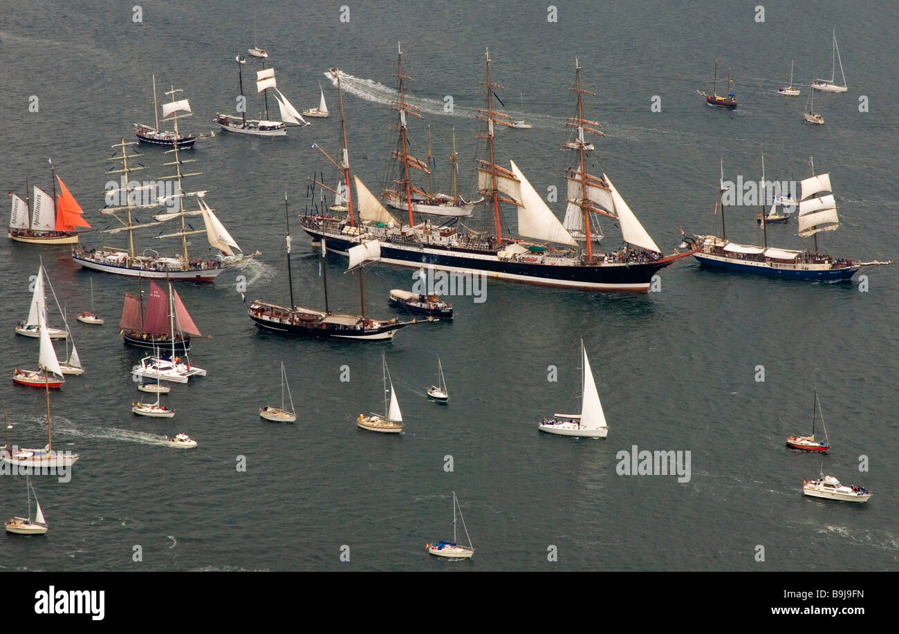 Parade of windjammers at the Kieler Woche 2008, Kiel Week 2008 with the ...