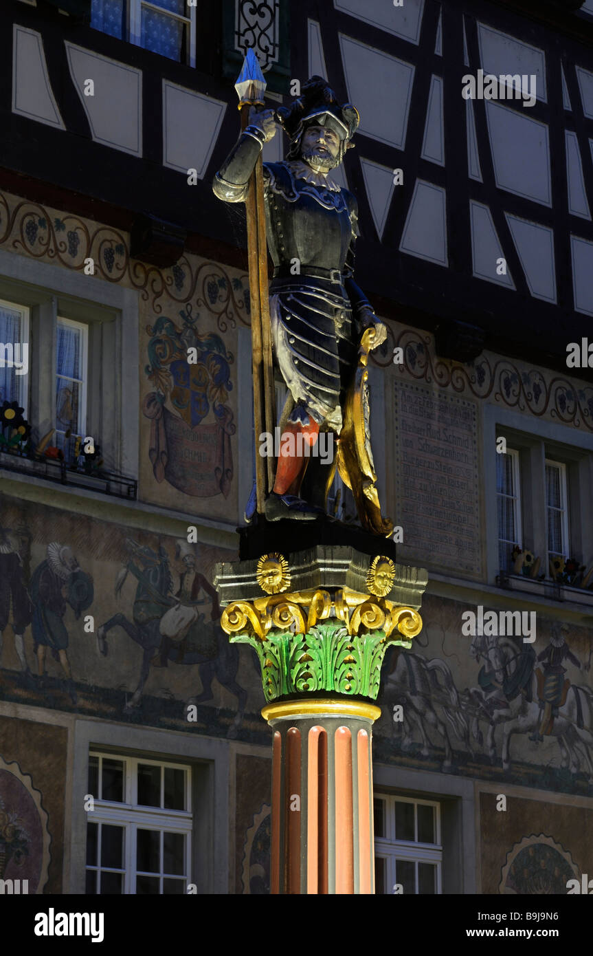 Fountain sculpture of a soldier of the Swiss Confederacy in the ...