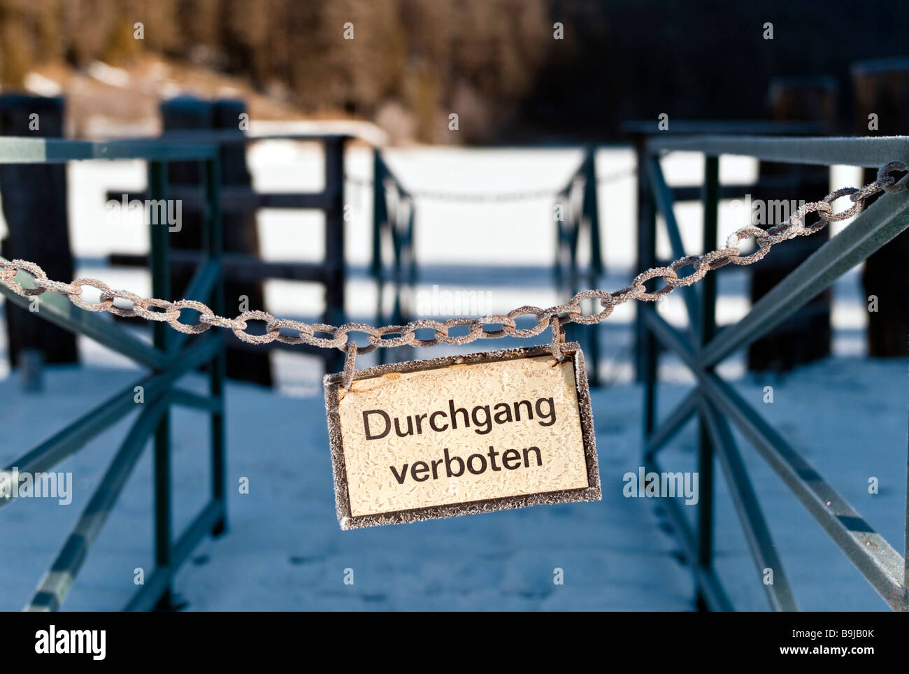 Passage prohibited prohibition sign hi-res stock photography and images ...