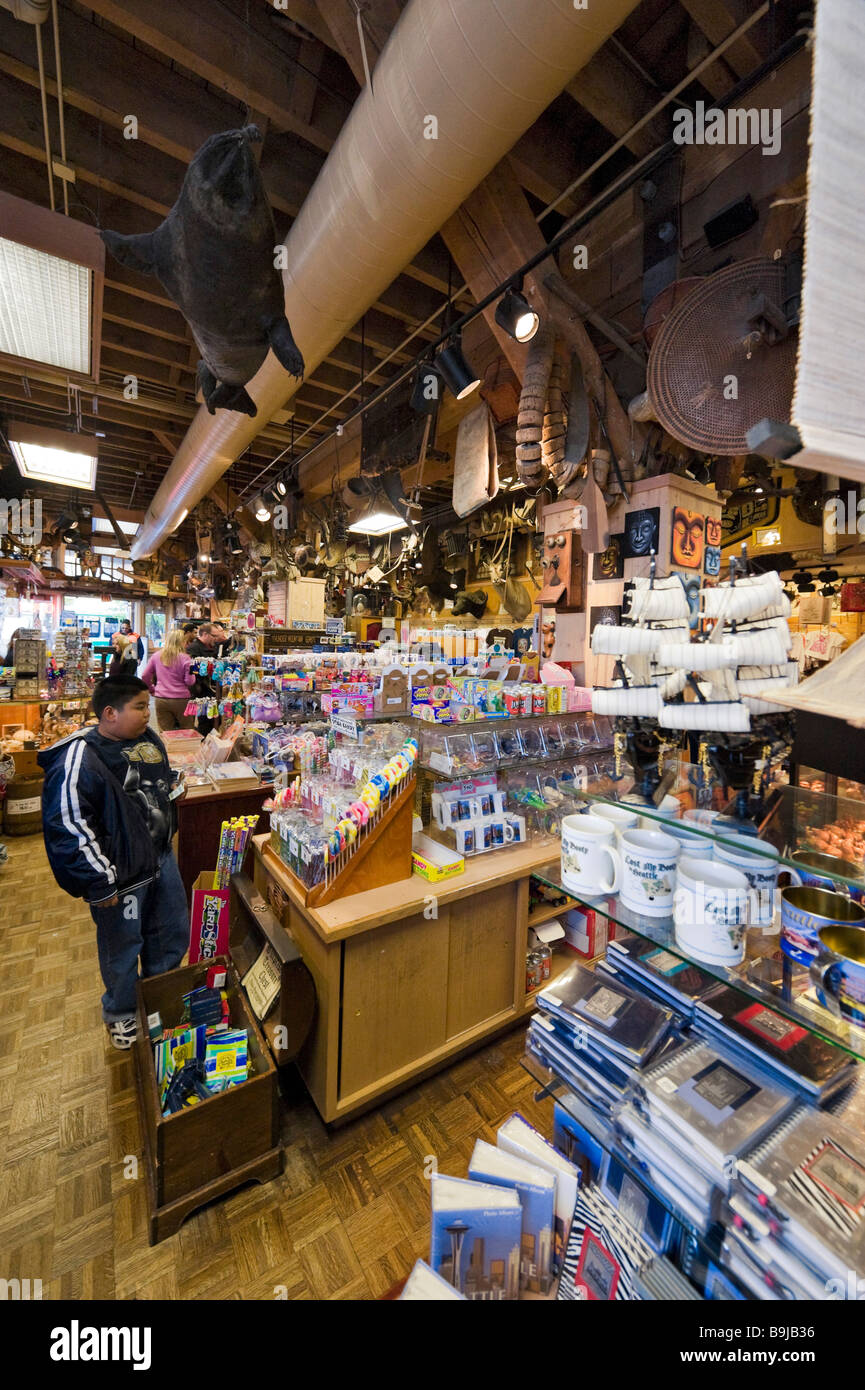 Ye olde curiosity shop seattle hi-res stock photography and images - Alamy