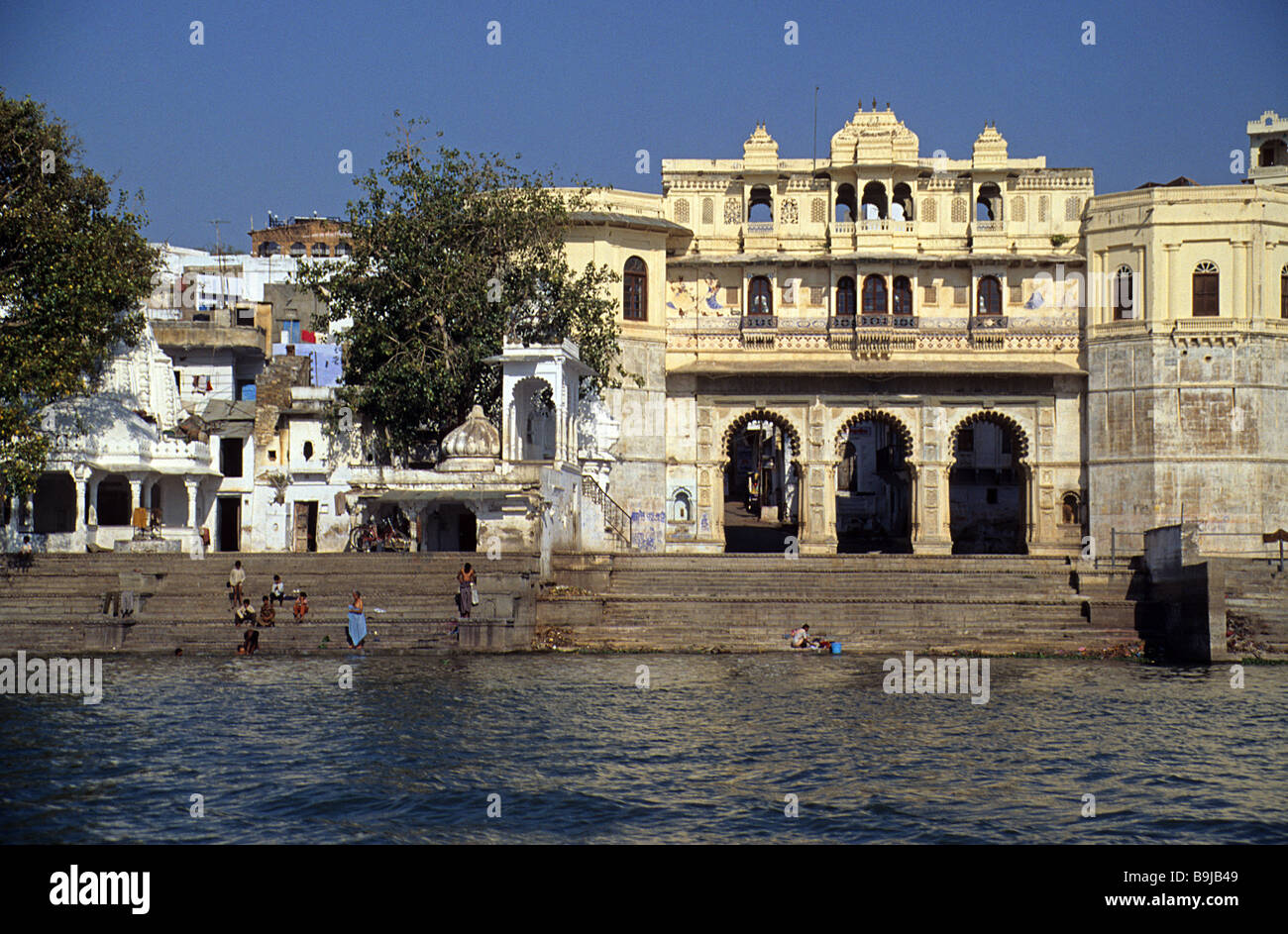 Udaipur, India. Gangaur Gat, viewed from Lake Pichola Stock Photo - Alamy