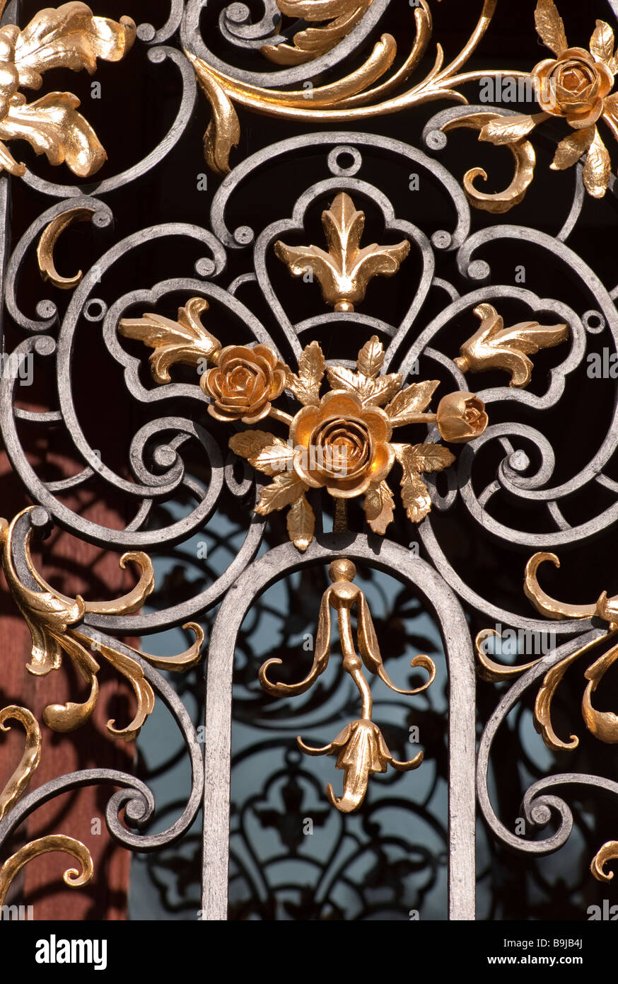 Hand made iron gates hi-res stock photography and images - Alamy