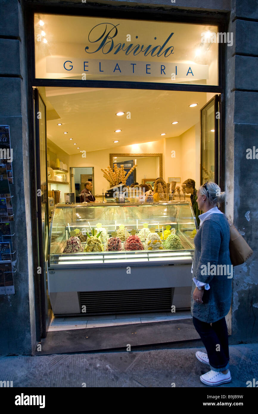 Ice-cream delicacy store in the historic centre of Siena, Tuscany ...