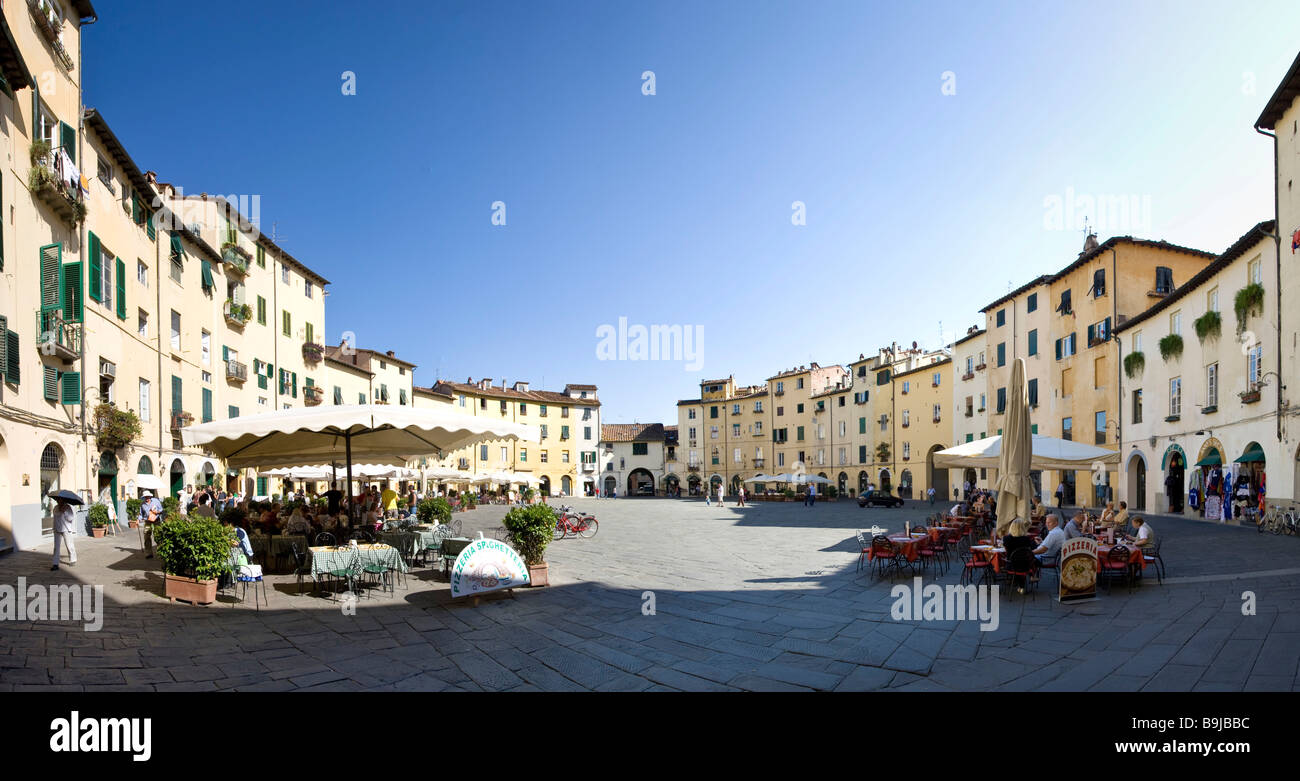 Piazza del Anfiteatro Square, Piazza Mercato Square, Amphitheatre ...