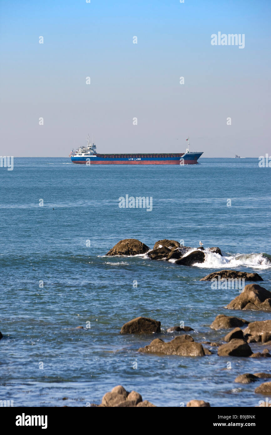 Freighter approaching the Porto Harbour, UNESCO World Cultural Heritage ...