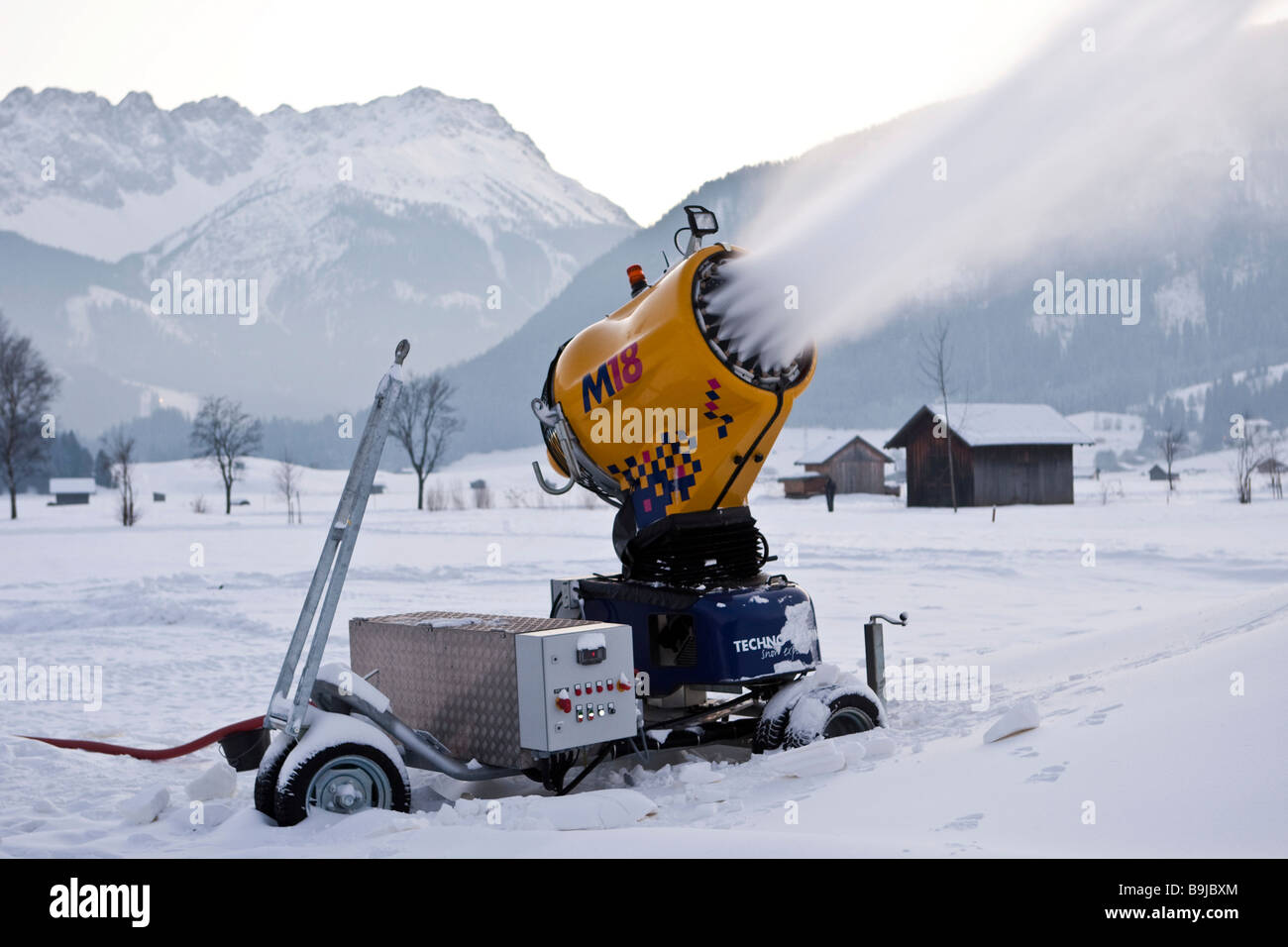 Spraying Snow High Resolution Stock Photography and Images - Alamy