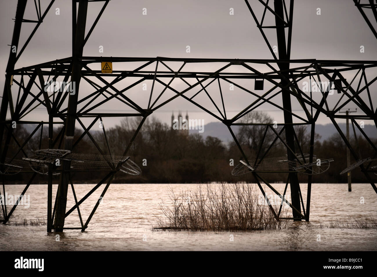Floods flooding water floodwaters hi-res stock photography and images ...