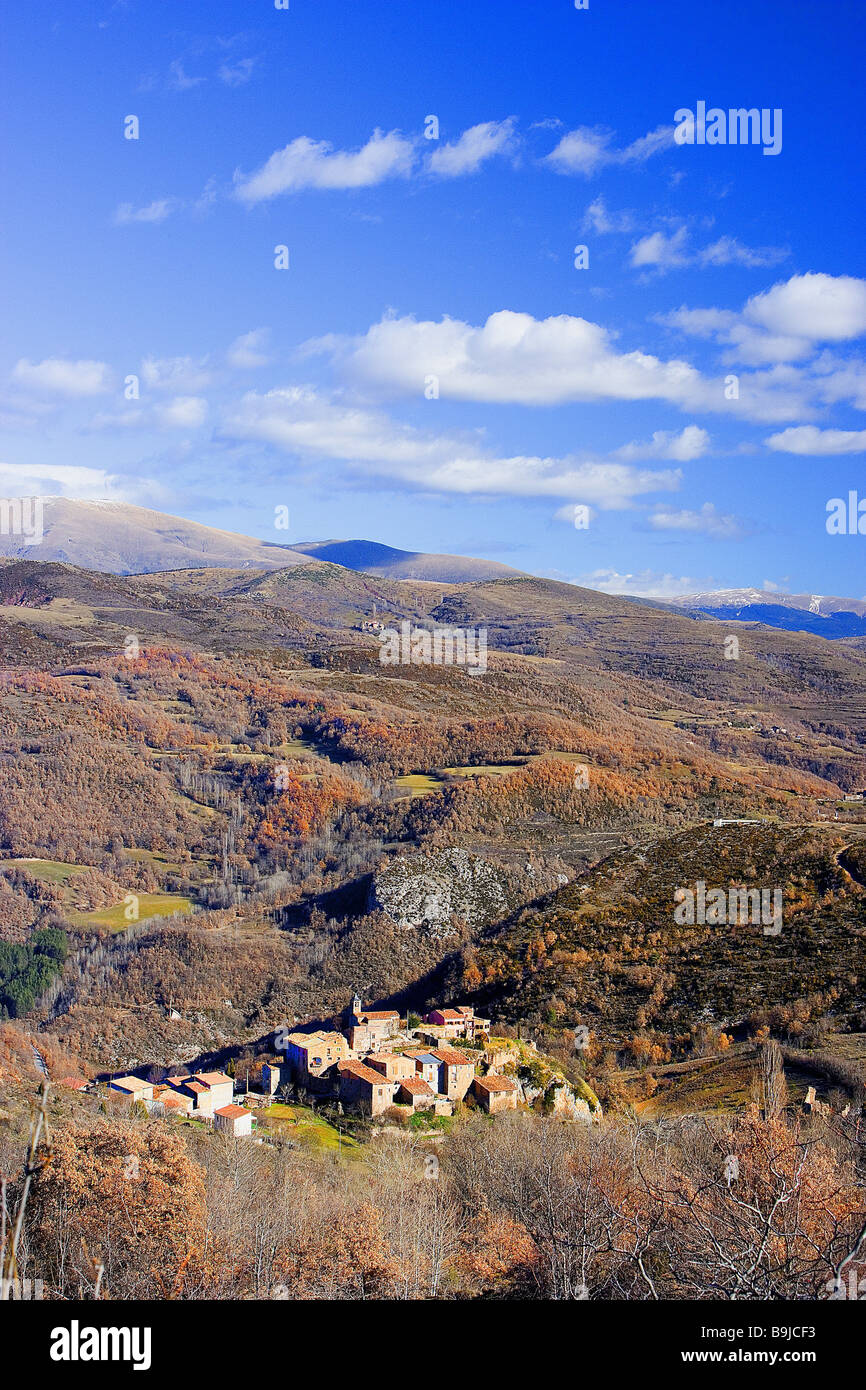 Mountains of the pyrenees hi-res stock photography and images - Alamy