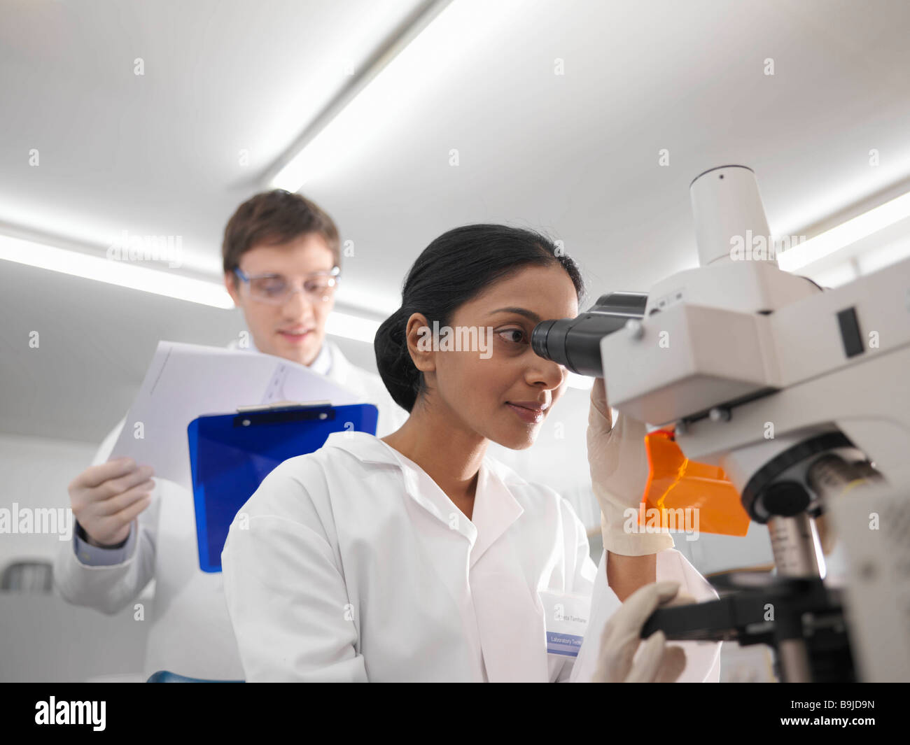 Indian lab technicians hi-res stock photography and images - Alamy