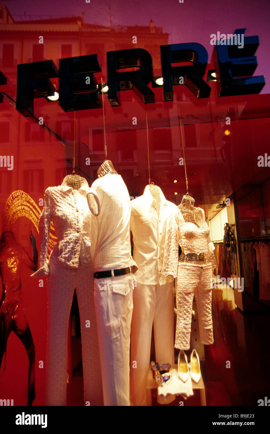 Fashion boutique Ferre, shop window decoration at Piazza di Spagna ...