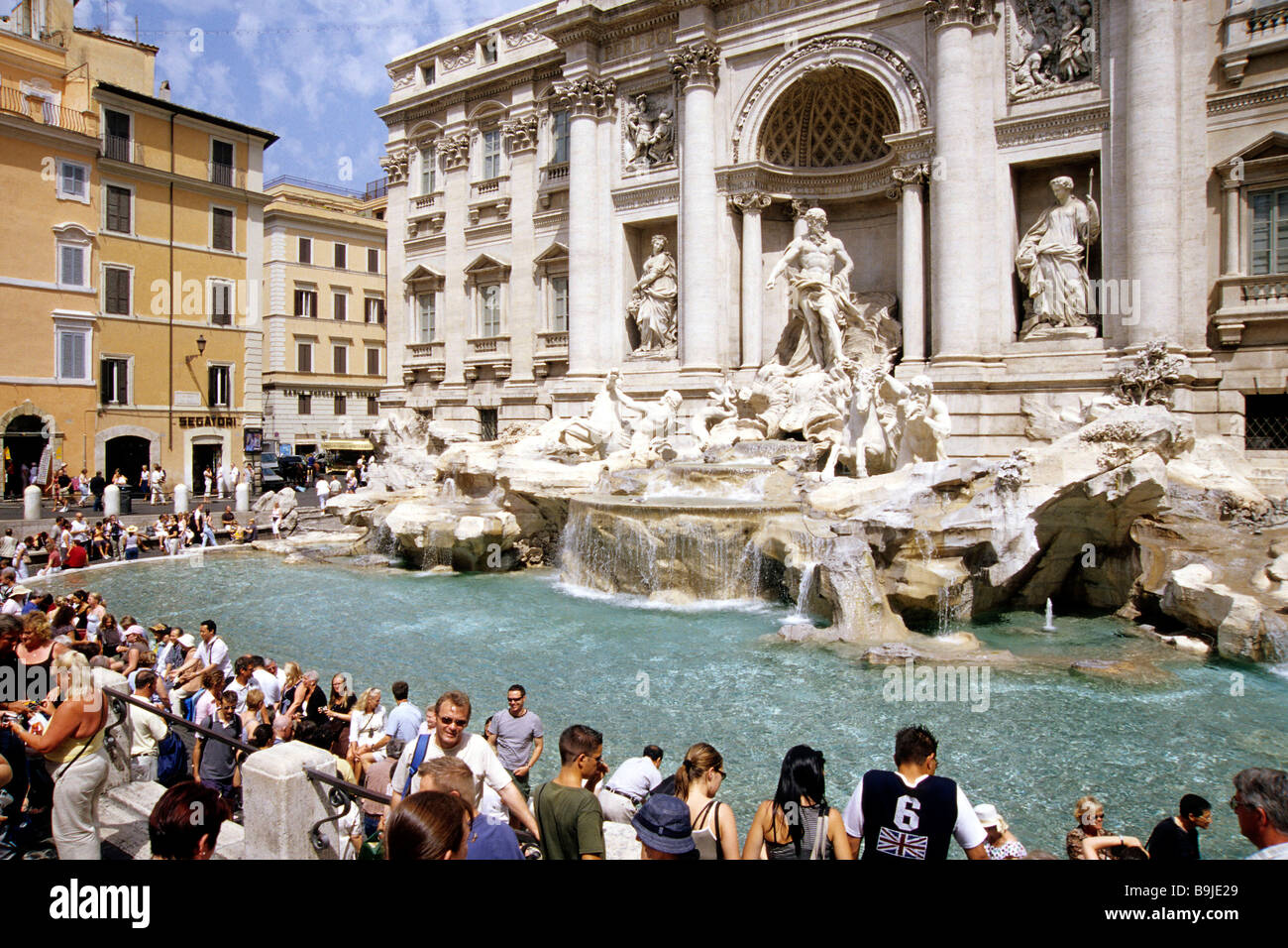 Fontana di Trevi, Baroque fountain construction, tourists, Rome, Italy ...