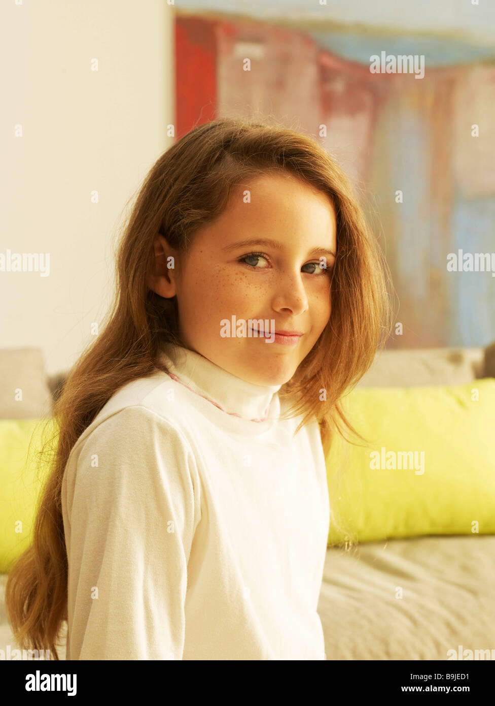 Portrait of girl looking to camera Stock Photo - Alamy