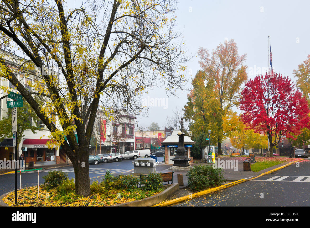 Ashland oregon hi-res stock photography and images - Alamy