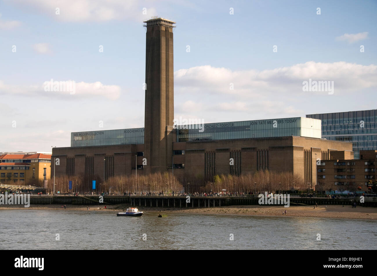 Modern contemporary art museum hi-res stock photography and images - Alamy