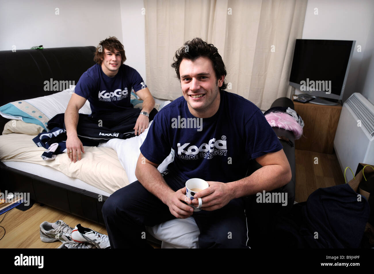 BRISTOL RUGBY PLAYERS LUKE AND TOM ARSCOT LEFT IN THEIR SHARED FLAT UK ...