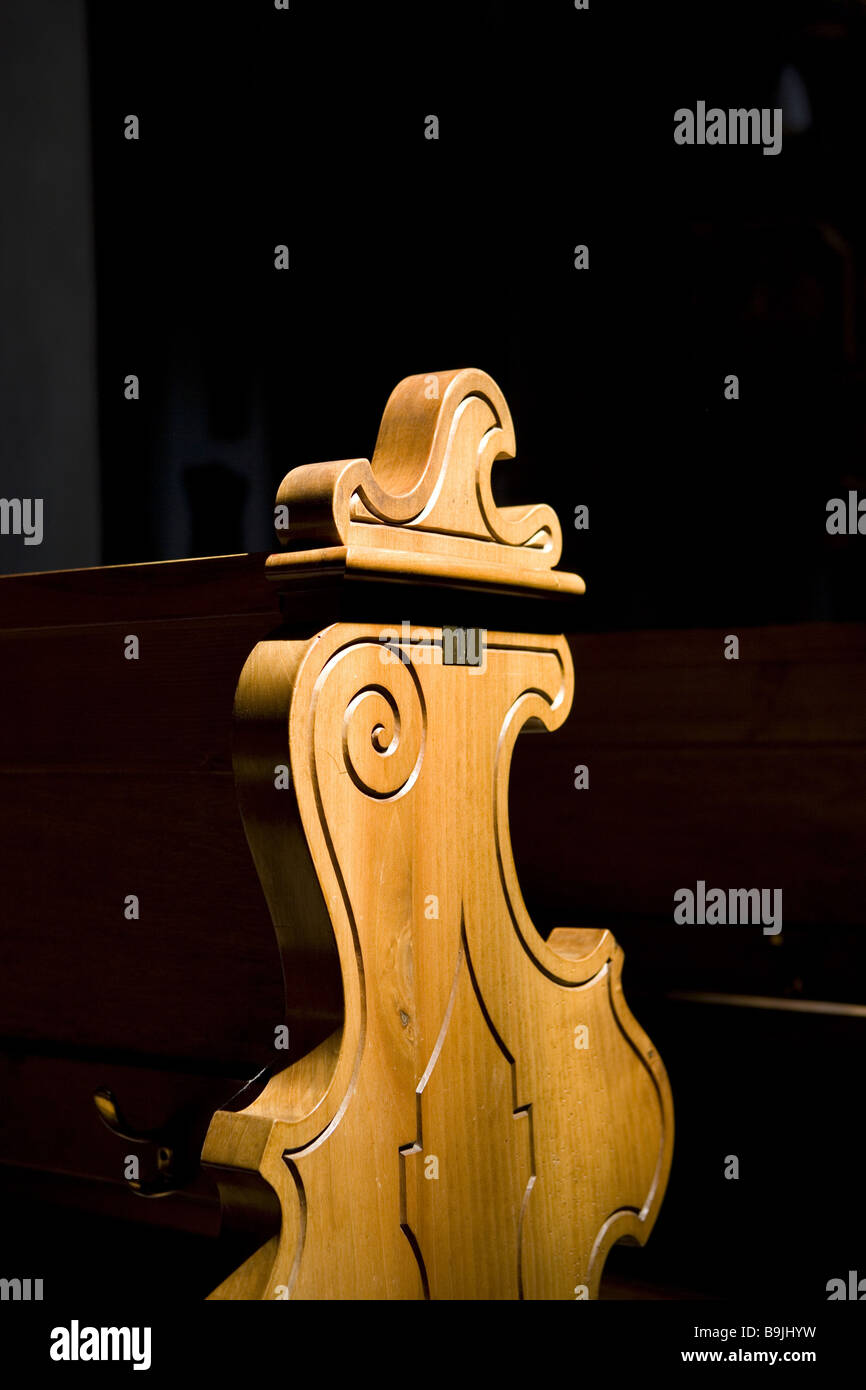 Swinged hi-res stock photography and images - Alamy