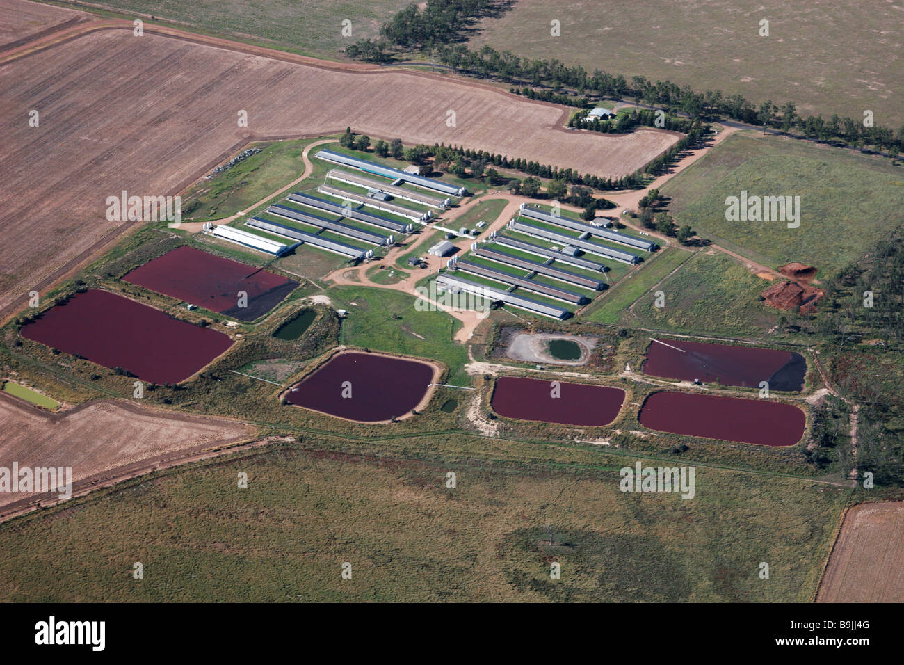 Aerial shed hi-res stock photography and images - Alamy
