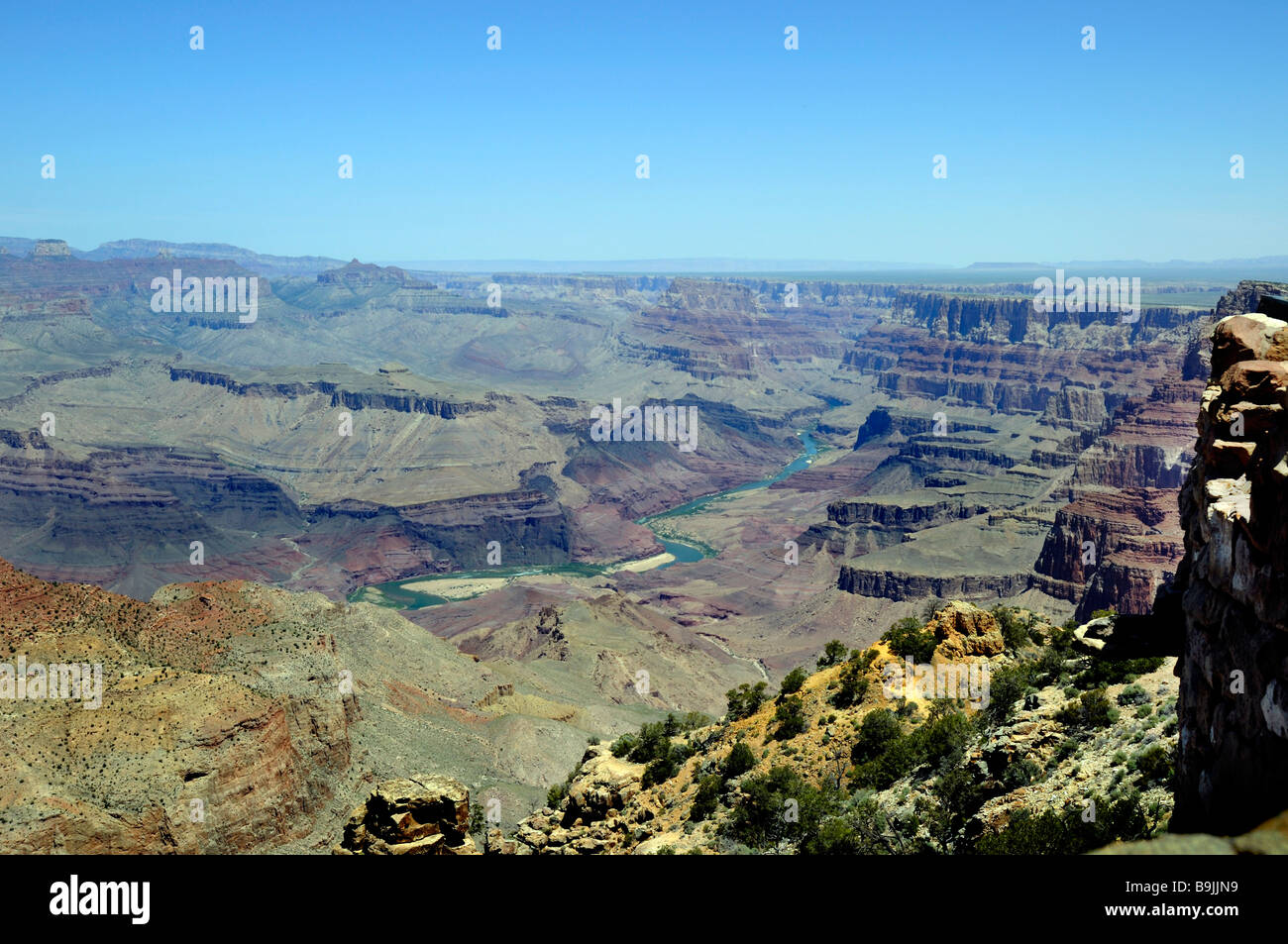 Desert Viewpoint on the east side of the South Rim of the Grand Canyon ...