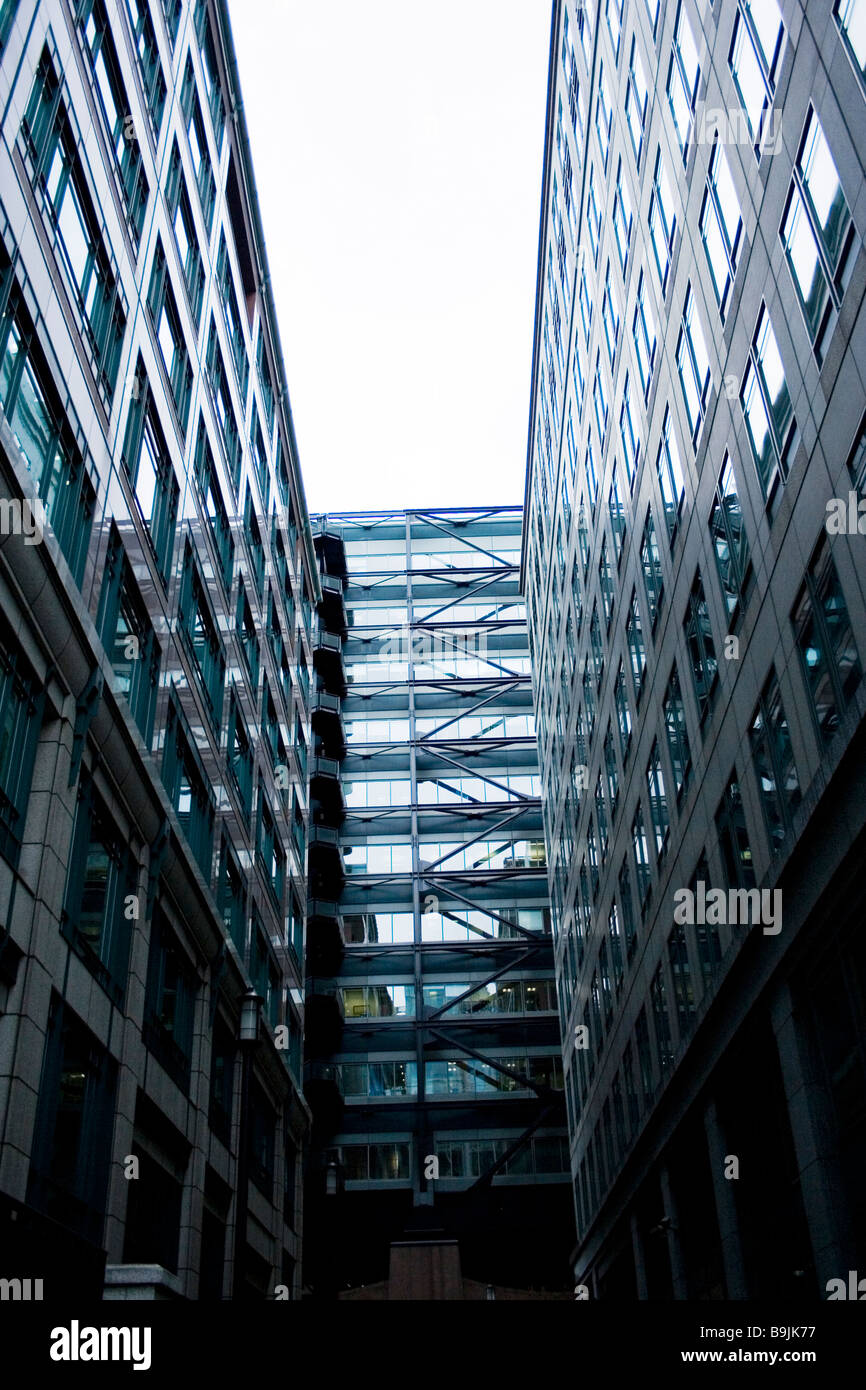 Imposing buildings hi-res stock photography and images - Alamy