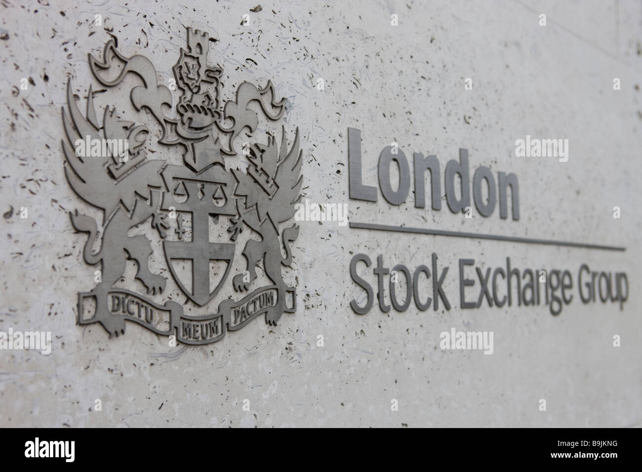 London stock exchange logo hi-res stock photography and images - Alamy