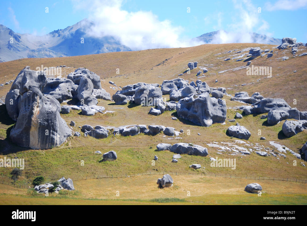 Castle Hill Rocks, Castle Hill High Country Station, State Highway 73 ...