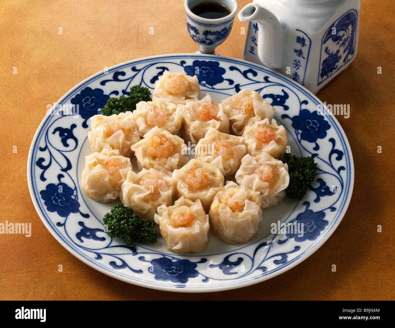 Steamed shrimp dumpling Stock Photo - Alamy