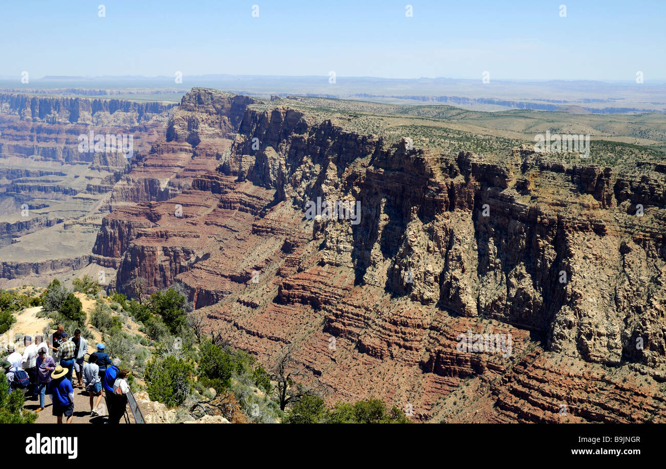 Desert Viewpoint on the east side of the South Rim of the Grand Canyon ...