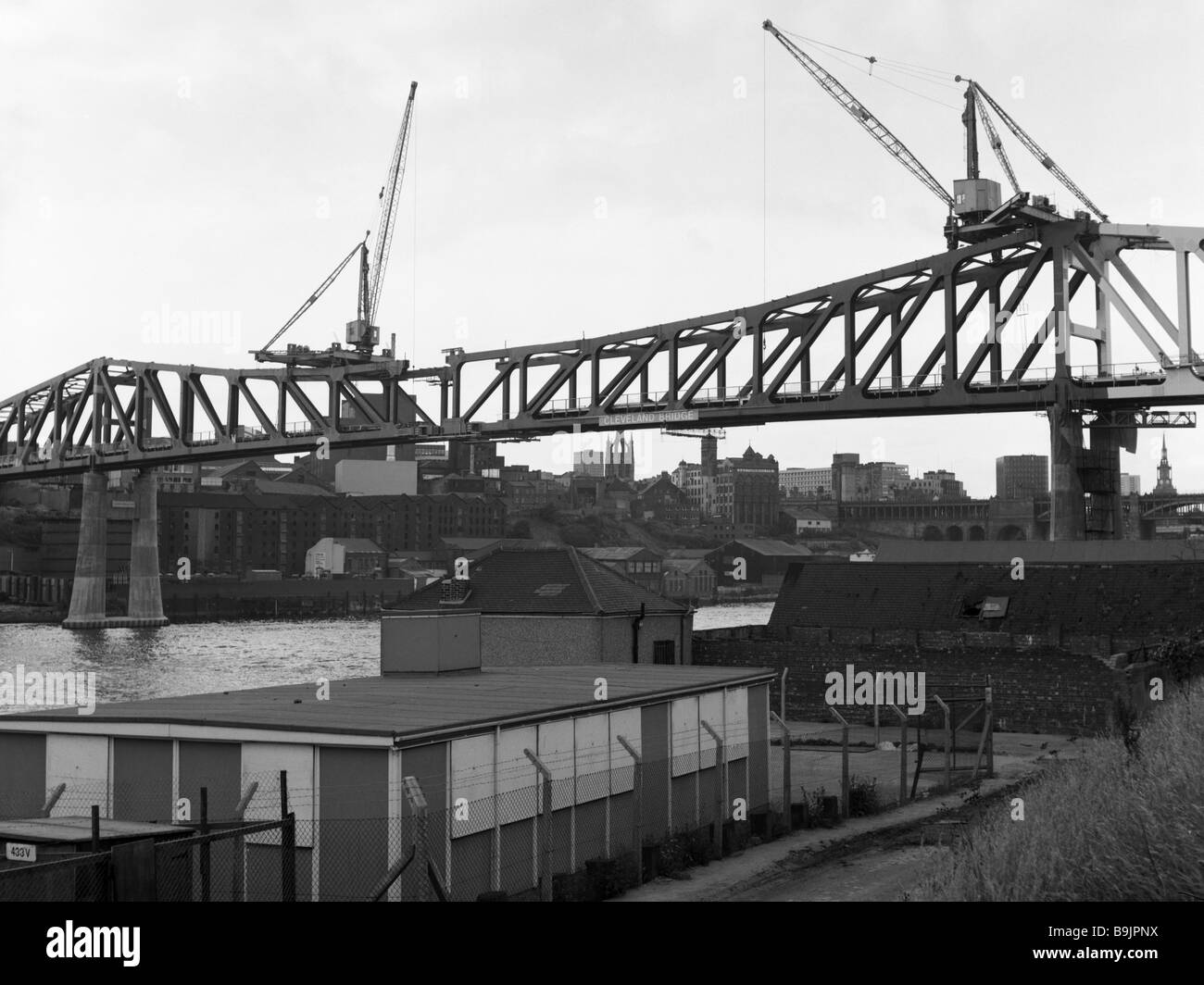 Building the Metro Bridge over the River Tyne - circa 1978 Newcastle ...