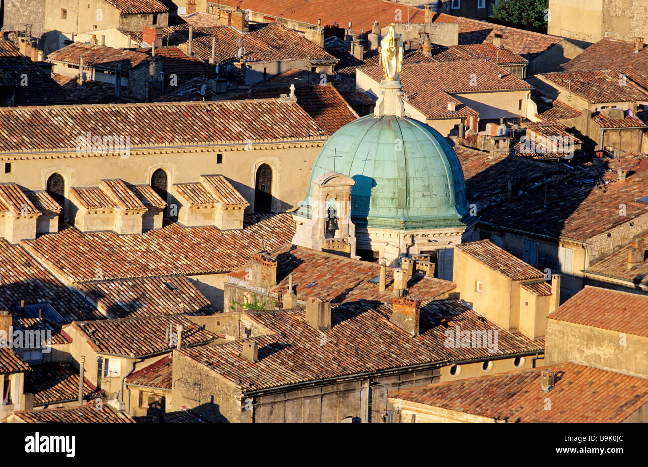 France, Vaucluse, Luberon, Apt, cathedral Stock Photo - Alamy